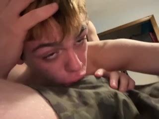 业余 Twink 以 种方式 Pornhub Gay