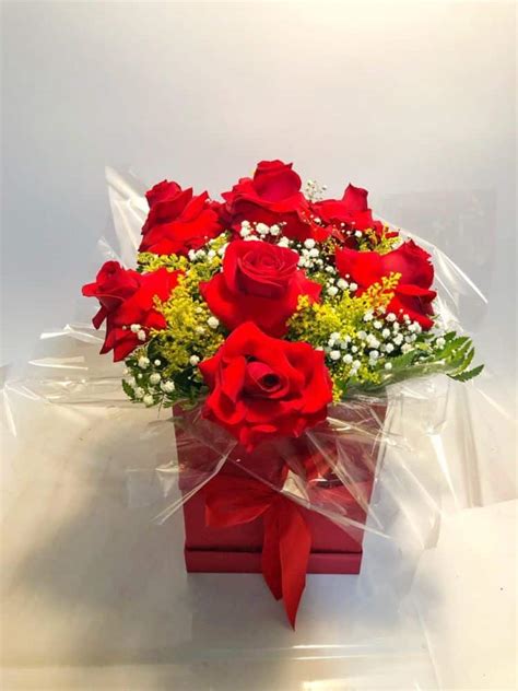 Buquê na Caixa Rosas Importadas Floricultura Florianopolis