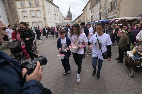 Vosges Meurtre De Rose 5 Ans à Rambervillers 450 Personnes Réunies