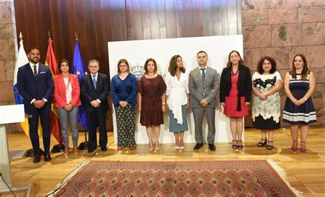 Teresa Cruz preside la toma de posesión de diversos altos cargos del SCS Radio Sintonía