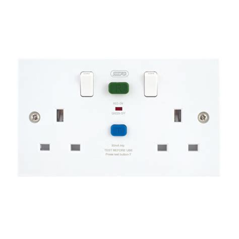 Lgrcd 2 Rcd Protected 2 Gang Dp Switched Socket ﻿white Passive