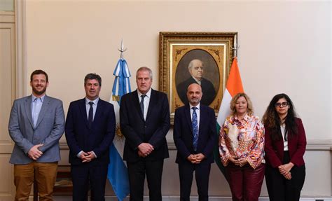 Perczyk Se Reunió Con El Embajador De La India Para Reforzar