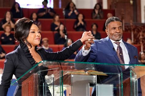 Should Black Men Be Responsible For Ending Sexism In The Black Church After The Altar Call