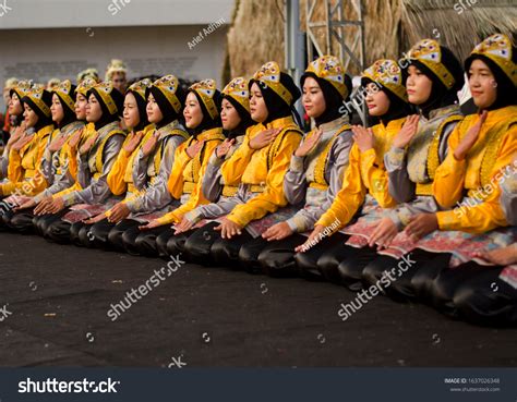 Ratoh Jaroe Images Stock Photos Vectors Shutterstock