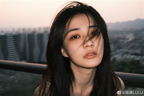 China Entertainment News Sun Yihan Poses For Photo Shoot