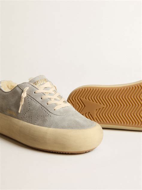 남성 시어링 라이닝 아이스 그레이 스웨이드 스페이스스타 슈즈 Golden Goose