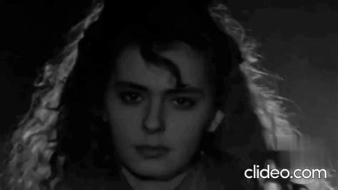 Виктор Попков бас поёт эстрадным голосом под гитару Песня нашей