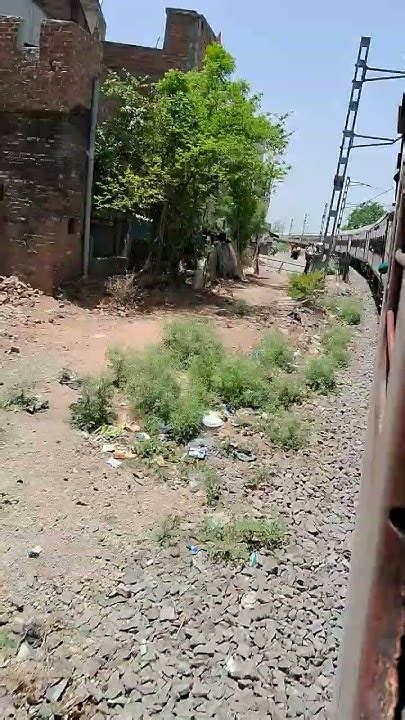 Howrah Gwalior Chambal Express Youtube