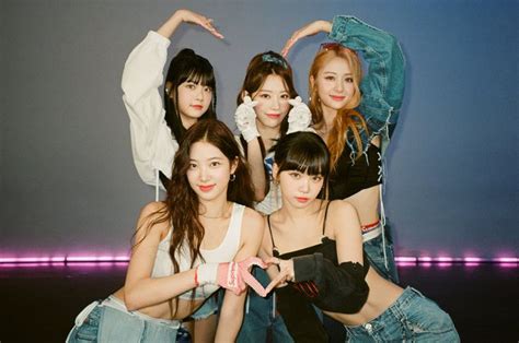 Le Sserafim Pics On Twitter Kpop Girl Groups Kpop Girls Girl Group