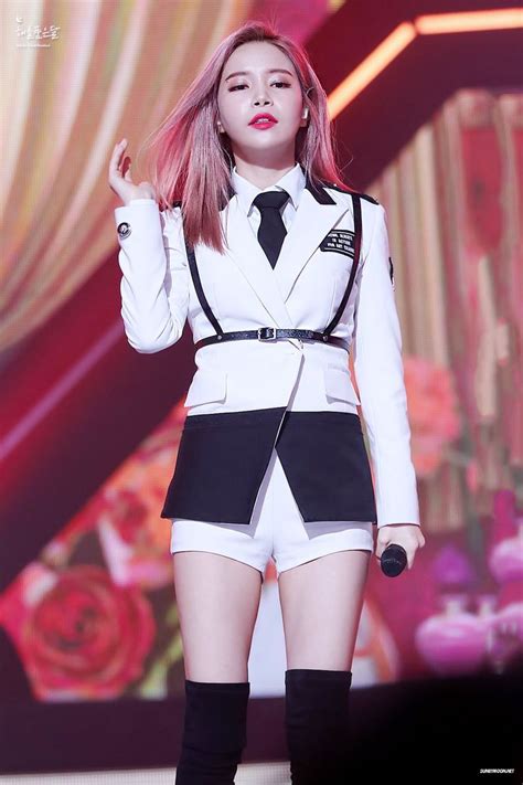 Pin By Lulamulala On Mamamoo Solar Mamamoo Solar Mamamoo Fashion
