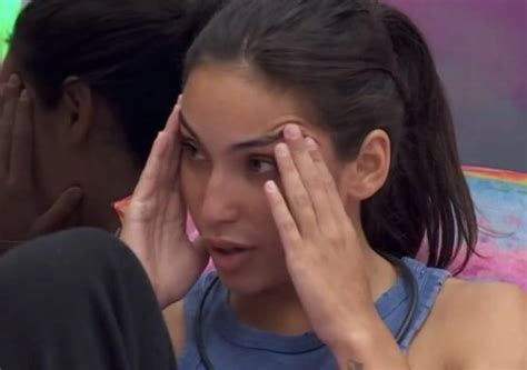 Vanessa Lopes surta e deixa fãs famosos e colegas da casa do BBB 24 em