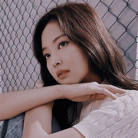 𝘳𝘢𝘪𝘮𝘣𝘰𝘸𝘵𝘬 Gambar Pose Tubuh Selebritas Gadis Cantik