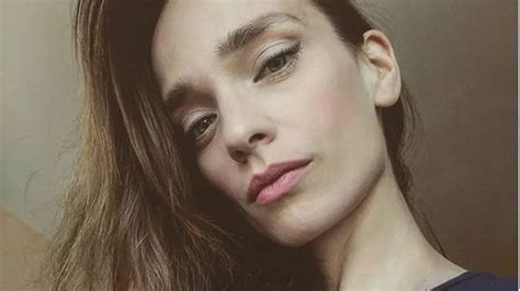 Ирена Милянкова раздели 6 те си деца заради пандемията Новини Woman Bg