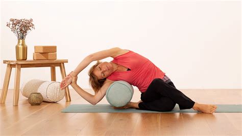 The Five Elements In Tcm And Yin Yoga Fire Ekhart Yoga