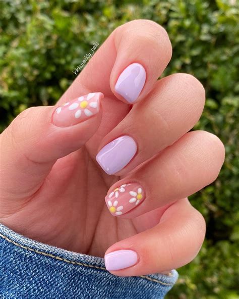 Spring Nails Ideas For Square Shaped Nails In 2021 Short Square Acrylic Nails Cute Gel Nails