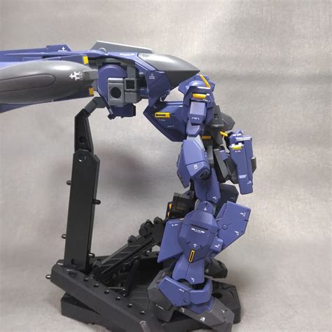 過去の一連で作ったもの。未完成。今作っているものとゴッチャになり、、、右手ができていない。胸のプレートデカール貼ってない。。。｜1234さん
