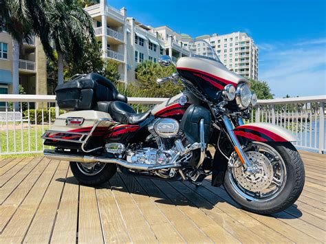 2006 Harley Davidson® Flhtcuse Screamin Eagle® Ultra Classic® Electra
