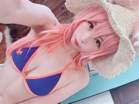 Twitter Trend Stare At Breasts To Become Healthier Sankaku Complex