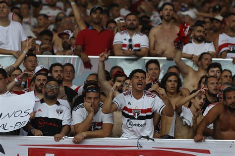 São Paulo X Flamengo Ingressos Para Torcida Visitante No Maracanã Já