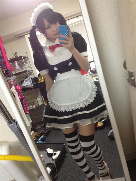 可愛いコスプレイヤー 逢坂愛ちゃんのセクシーな自撮り画像いろいろ ｜ コスプレエロ画像の虜