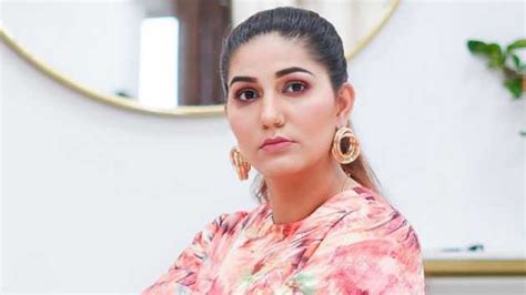 Haryanvi Dancer Sapna Choudhary Appeared In Police Station Regarding Dowry Domestic And Violence