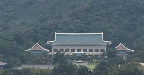 사설 울산 선거 공작 靑 측근 13명 기소 文 주도 여부만 남았다