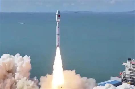 每秒可计算1000万亿次！中国卫星智能计算机，在太空中算尽天机！