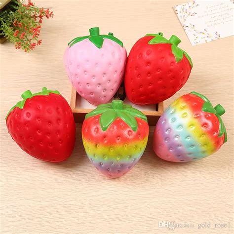 New 12cm Big Colossal Strawberry Squishy Jumbo Simulation Fruit Kawaii