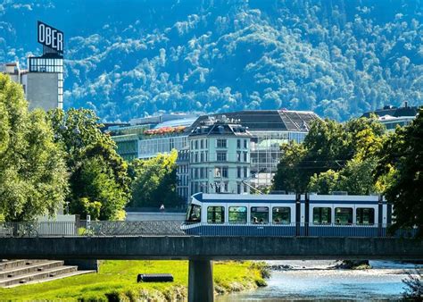 Zgjedhet Foto E Javës Cyrihu Nga Duart E Fotografit Armend Berisha Albinfo