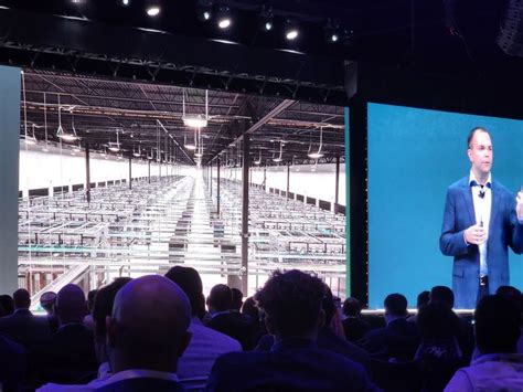 Satyendra Pasalapudi☁ On Linkedin Massive Data Center Of Oci Super Clusters To Power Gen Ai