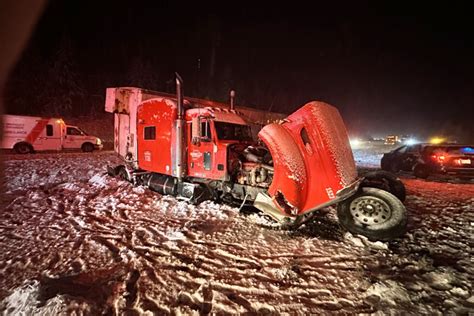 Kia Driving Wrong Way Causes Multi Vehicle Crash On Highway 1 Near