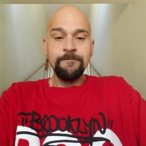 Robert Scott Rscott2679 • Threads Say More