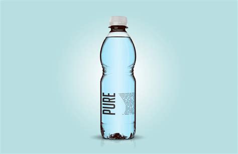 Free Clear Plastic Bottle Mockup Psd