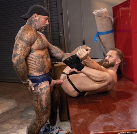 Masculine Jason Pounds Bruce Jones Daily Squirt