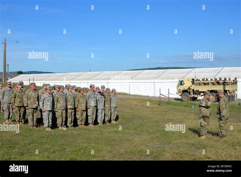 Echelon Formation Army