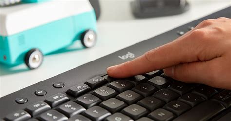 Rekomendasi Keyboard Kantor Ternyaman Anda Wajib Punya