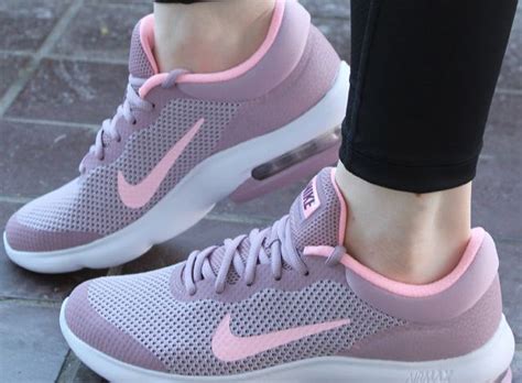 Giày Nike Nữ Chính Hãng ở đâu Giá Rẻ Chất Lượng Mẫu Mã đa Dạng
