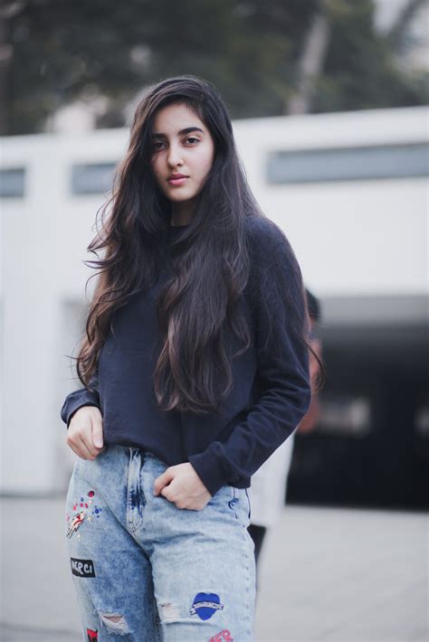 Про индийских девушек