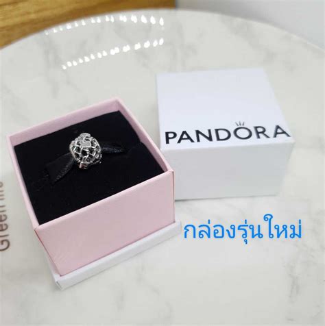กล่องชาร์ม รุ่นใหม่ จากช้อป แพนด อร่า เฉพาะลูกค้าที่ซื้อแพนดอร่าในร้าน
