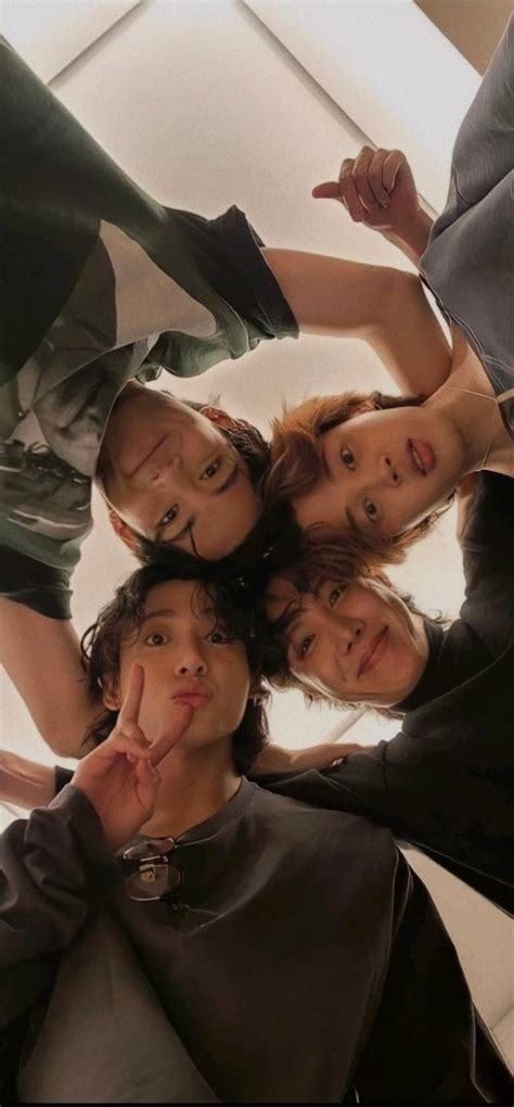 Bts Community Posts かわいすぎる上目遣い はぁ好き。ジンのソロ曲大好きなので 新しい曲めちゃくちゃ楽しみ