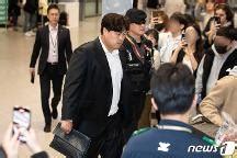 스포키 포토 류현진 한화 스프링캠프 마치고 귀국