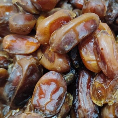 خرید و قیمت خرما سیس بدون هسته، 500 گرمی، در بسته بندی پرس شده، محکم و