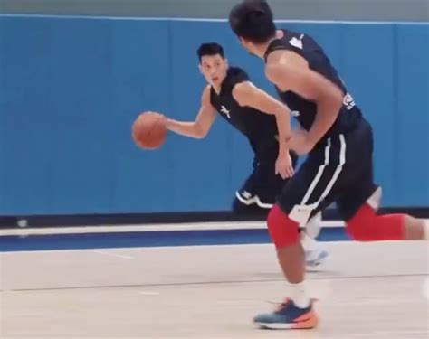 【影片】nba 林書豪秀對抗虐路人影片談回歸nba目標 籃球筆記