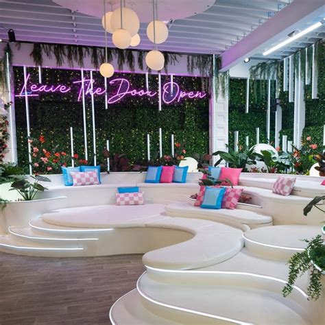 Offices Now Are So Uncreative Says Severance Designer Jeremy Hindle