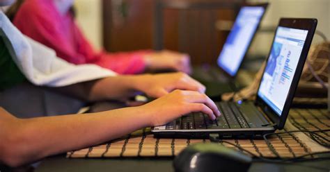 State Tests Kick Off In Nyc After Glitch Filled Start Beyond The 5