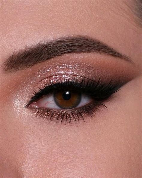 The Sparkling Magic Of Diy Glitter Eye Makeup Artofit