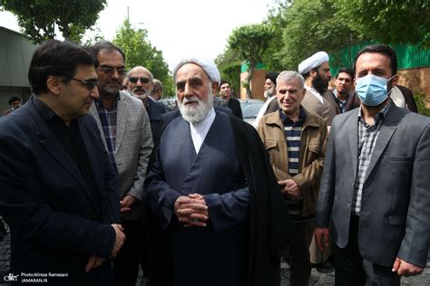 عکسی از ناطق نوری در یک مراسم