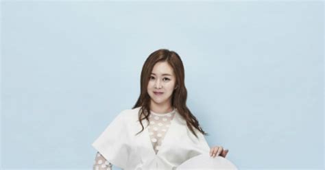 트로트가수 금잔디 새 음반 1만장 돌파