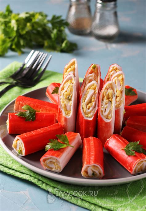 Крабовые палочки фаршированные рисом и яйцом — рецепт с фото