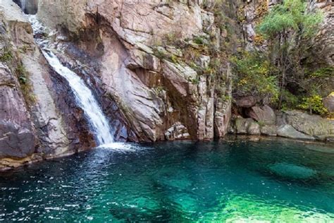 تنگه لی‌ لی؛ گذرگاه مارهای آبی در طبیعی بی‌مانند امرداد